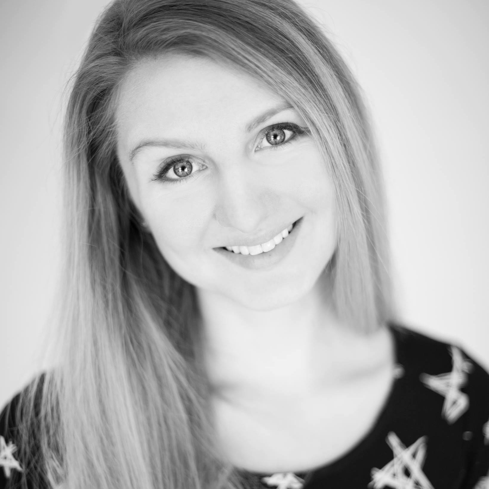 About – Christina Krawec